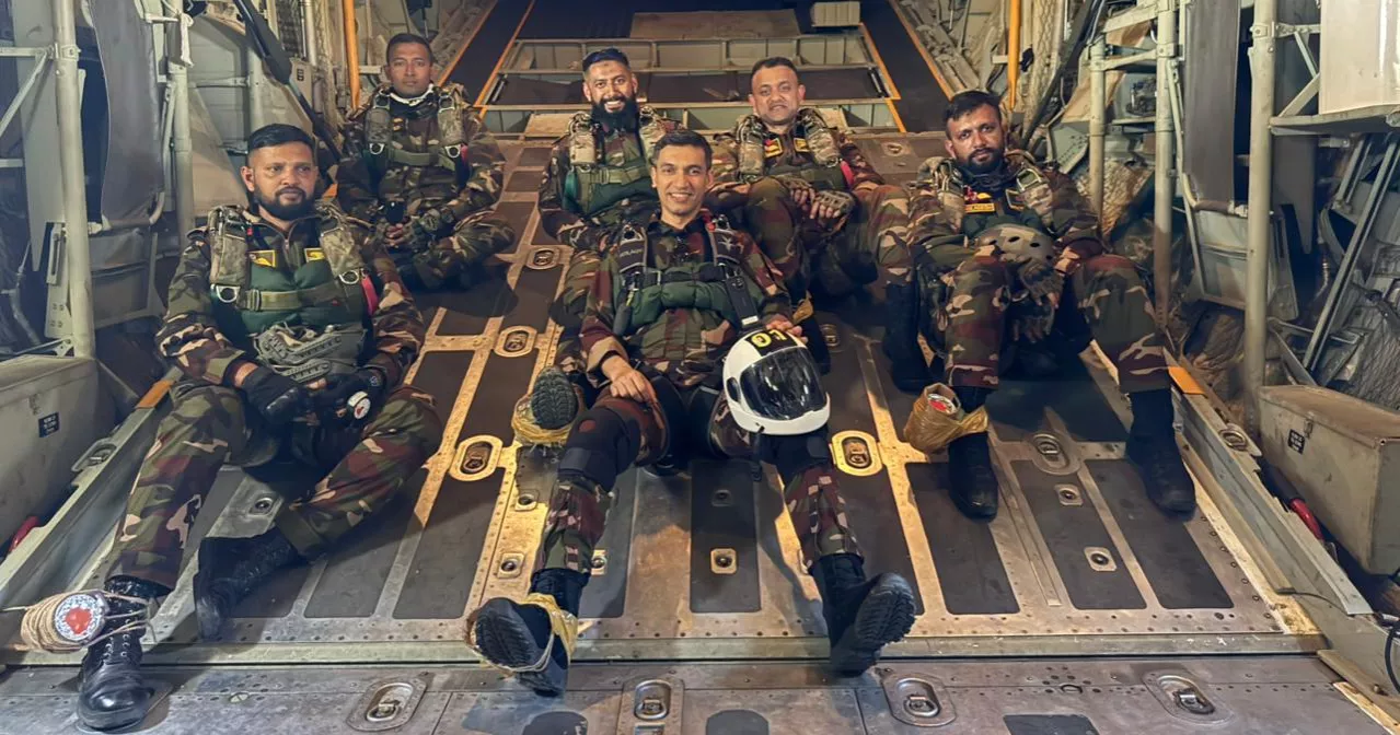 Victory Day skydive with 54 flags gets Guinness certification as record