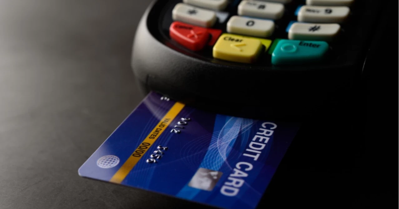 Bangladeshis cut back on credit card spending in India, shift focus to ...