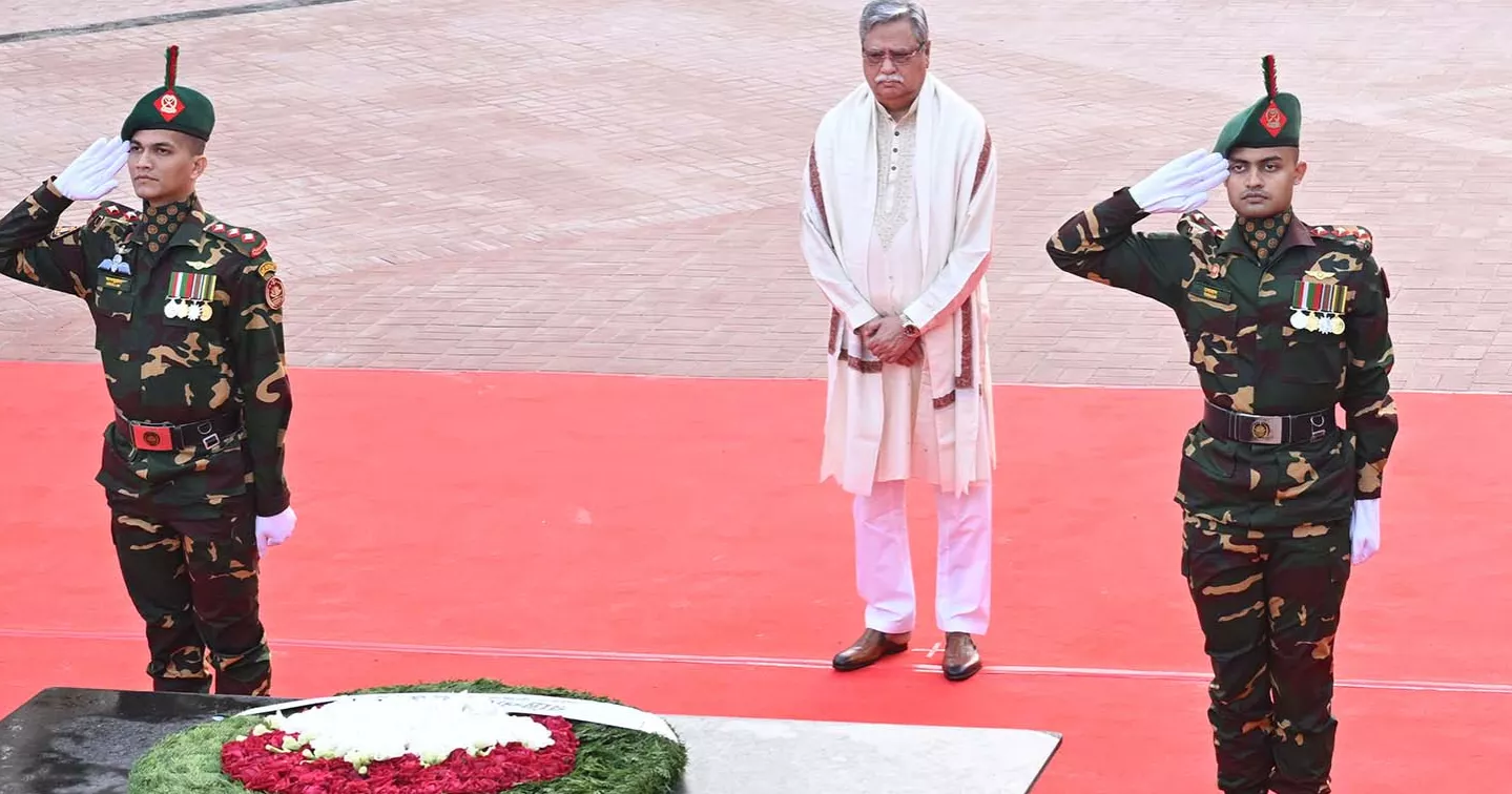 President Shahabuddin, Prof Yunus pay tributes to martyred intellectuals