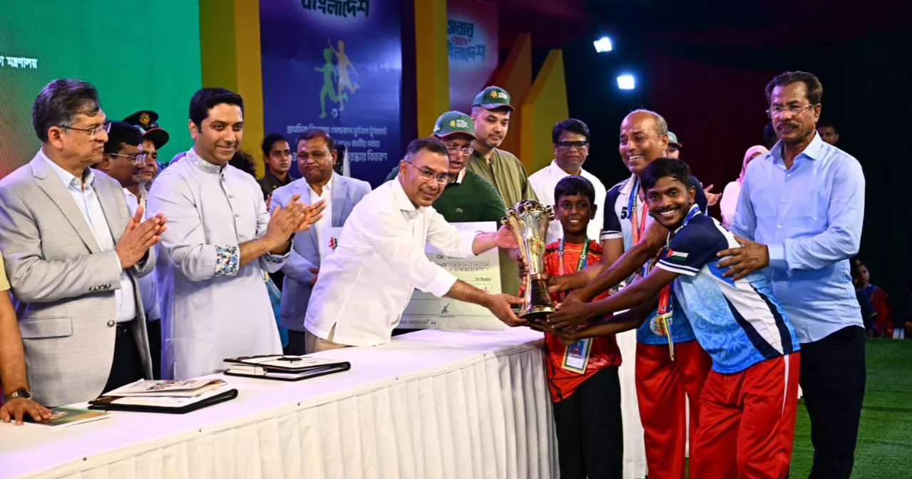 PM urges children to grow with confidence, take Bangladesh to world stage
