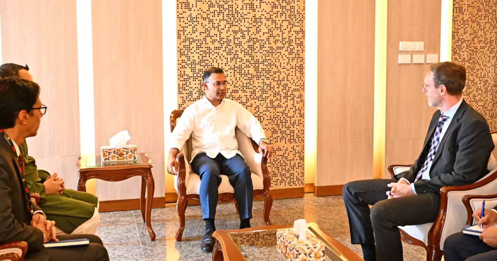 UNDP Resident Representative meets PM, discusses dev cooperation