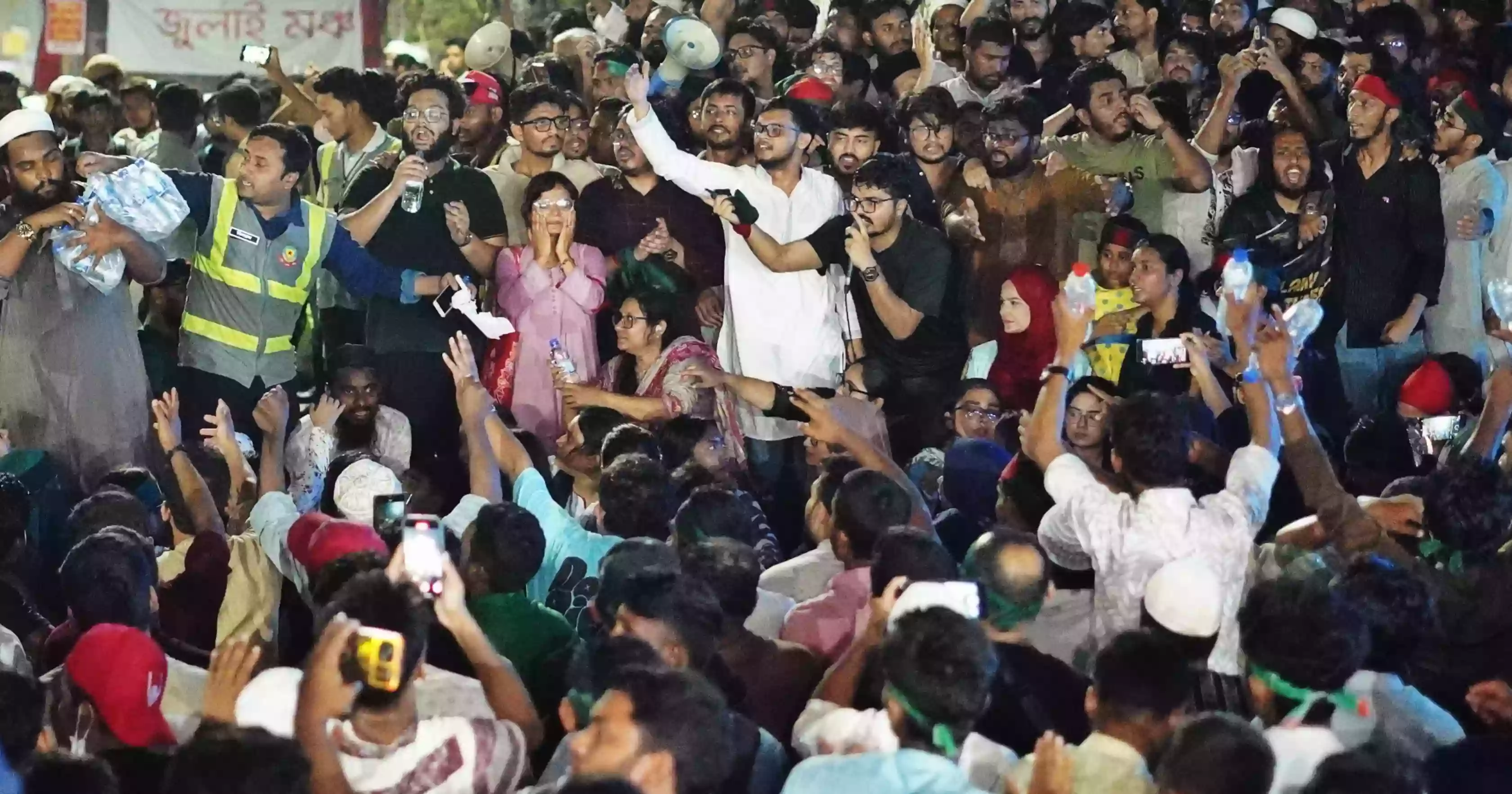 Hasnat Abdullah declares ‘March to Jamuna’