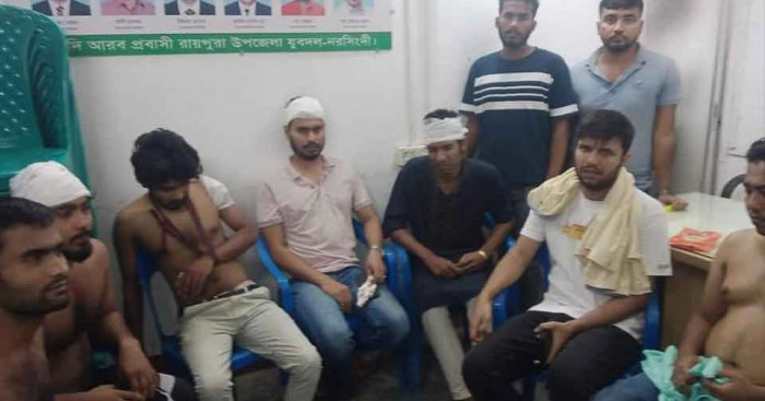 14 injured in clash between two groups of Chhatra Dal in Narsingdi